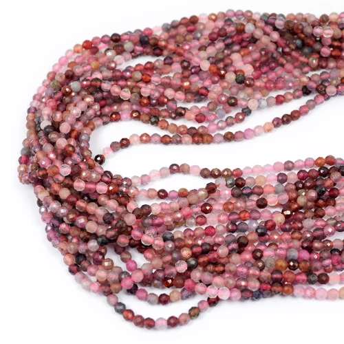 Spinel różowy cieniowany kula fasetowana ok. 3mm - Kamieniołomy.pl